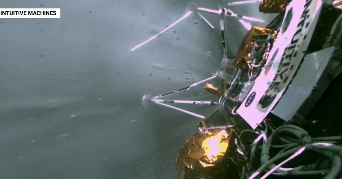 Rover sends back new images from moon mission