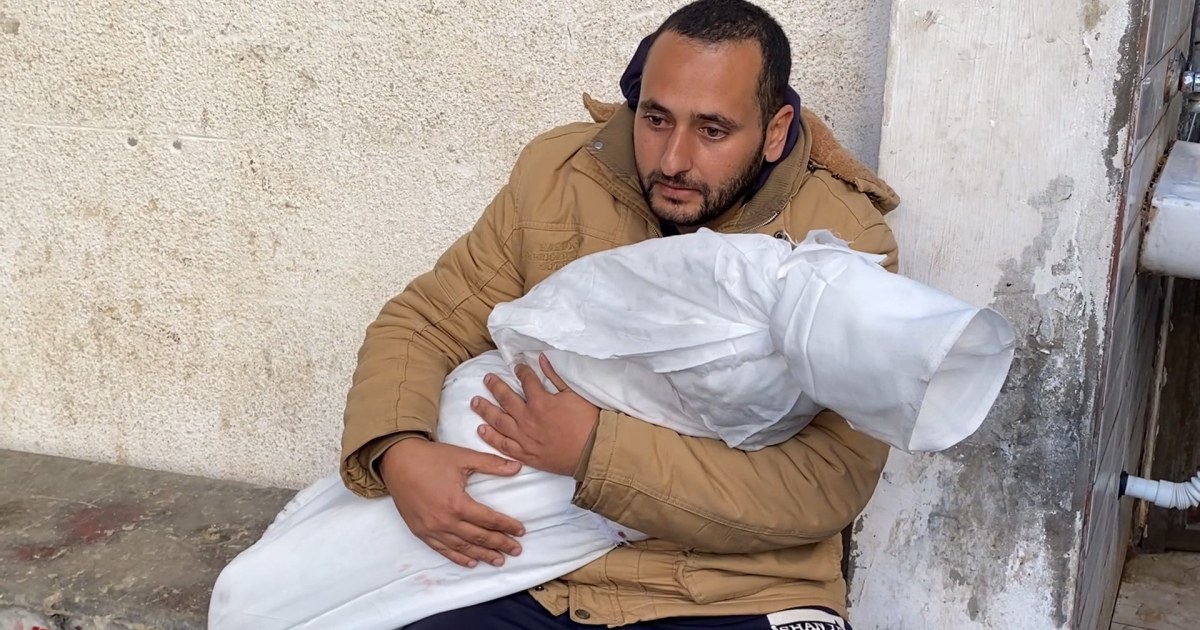 Man mourns wife, daughter after deadly airstrikes in Rafah