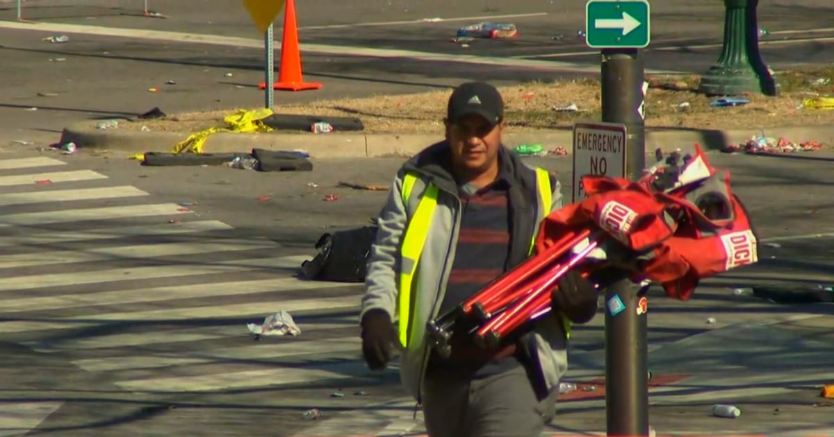 Crews clean up at Kansas City shooting scene