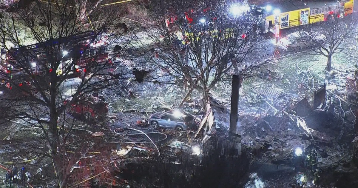 Virginia firefighter killed in house explosion