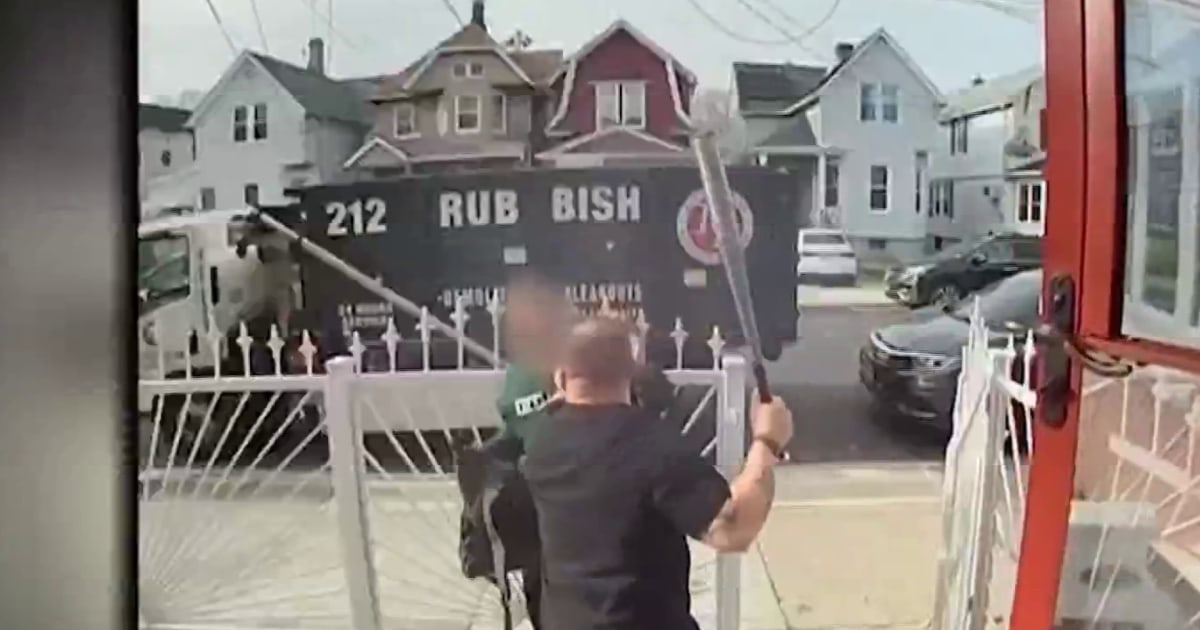 Video shows man catching 'Porch Pirate' after planting decoy