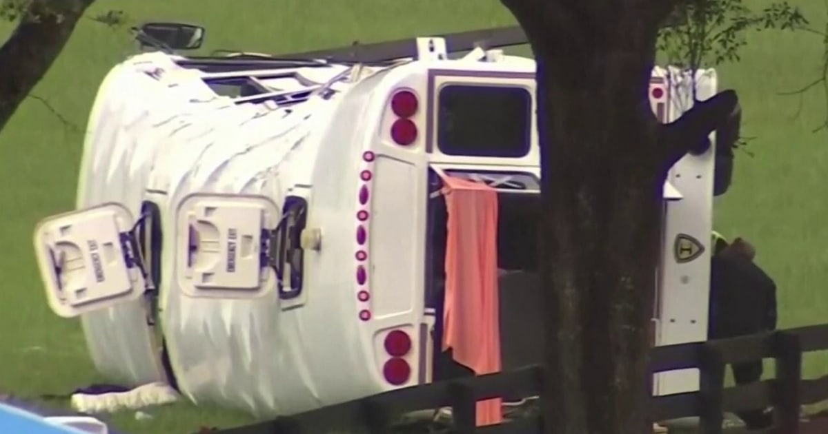 Florida bus crash kills at least 8 people and injures dozens more