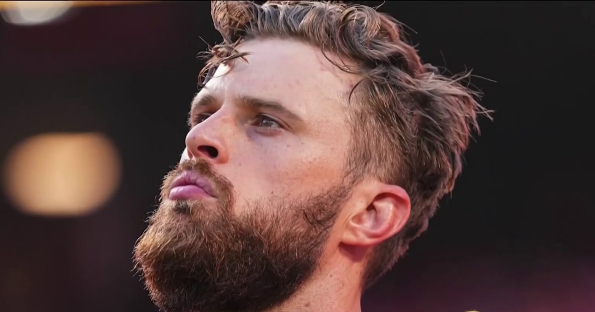 Chiefs' Harrison Butker jersey sells out amid commencement speech backlash