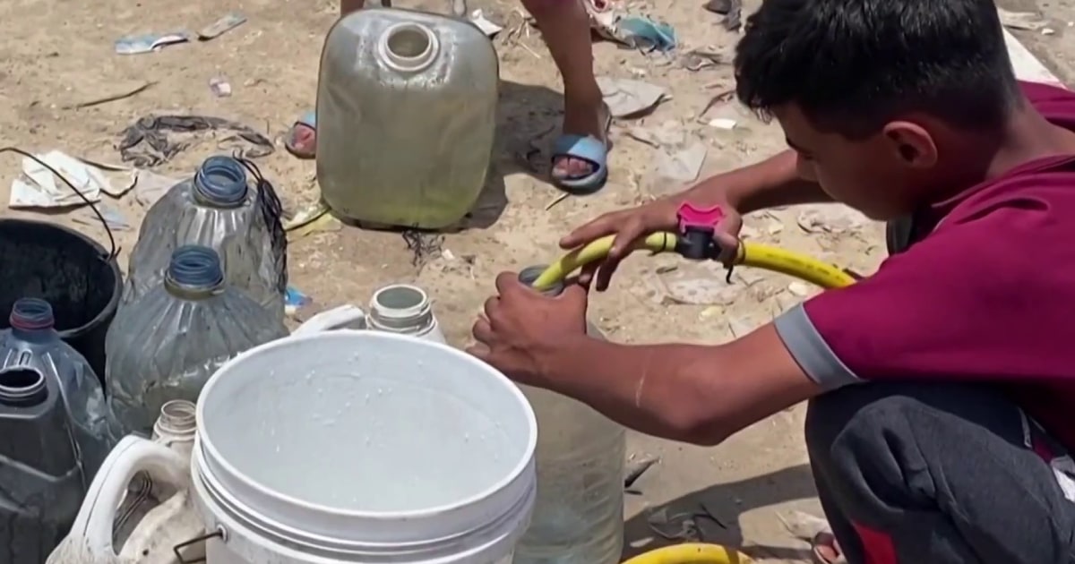 Humanitarian situation ‘deteriorates by the hour across Gaza,’ Red ...