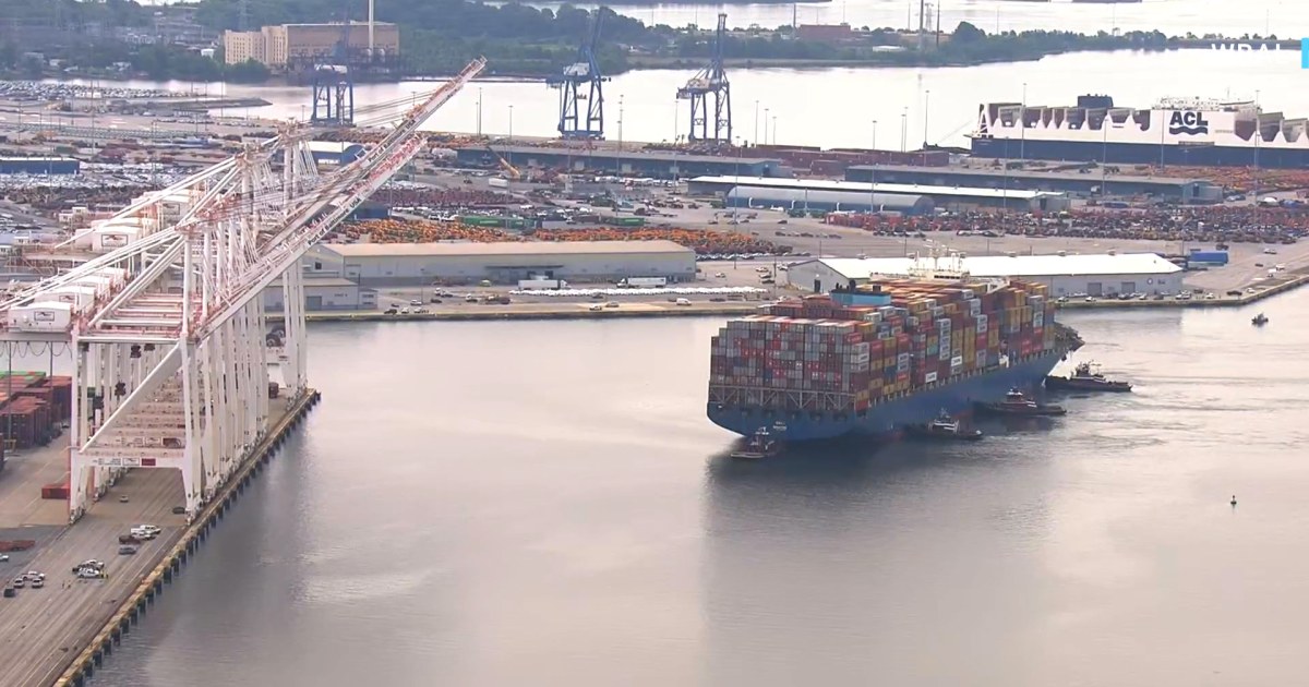 WATCH: Dali cargo ship removed after Baltimore bridge collapse