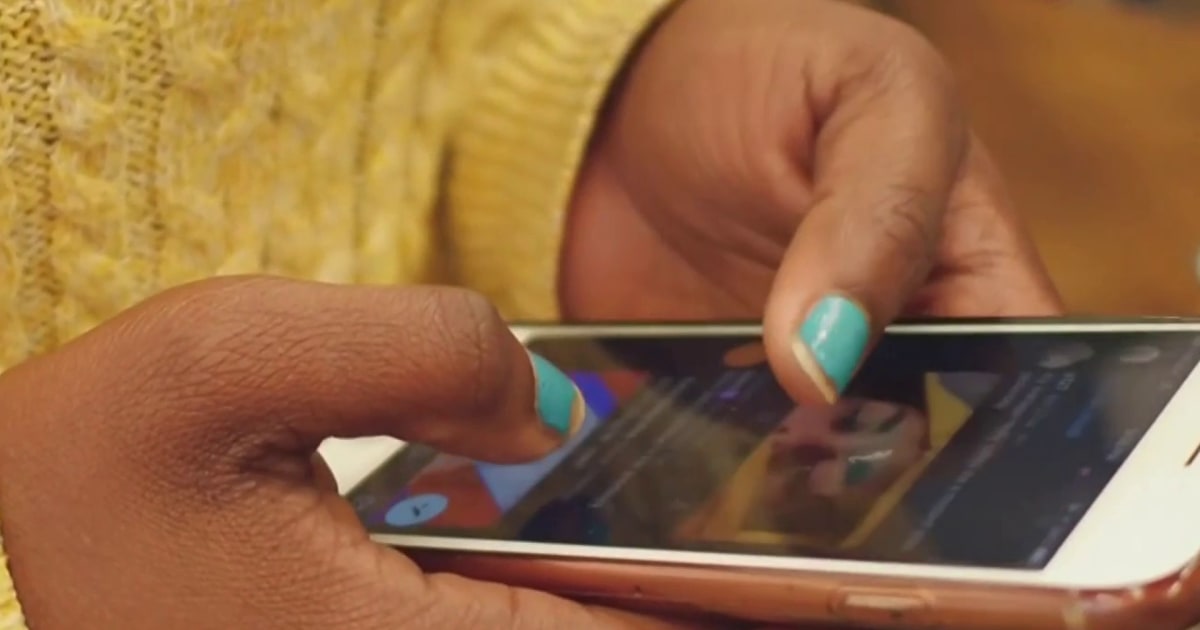 AT&T and Verizon customers reporting nationwide outages