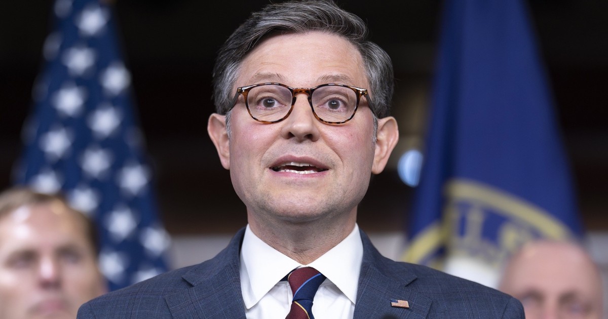 Warren roasts Republicans prioritizing 'revenge fantasies' over governance