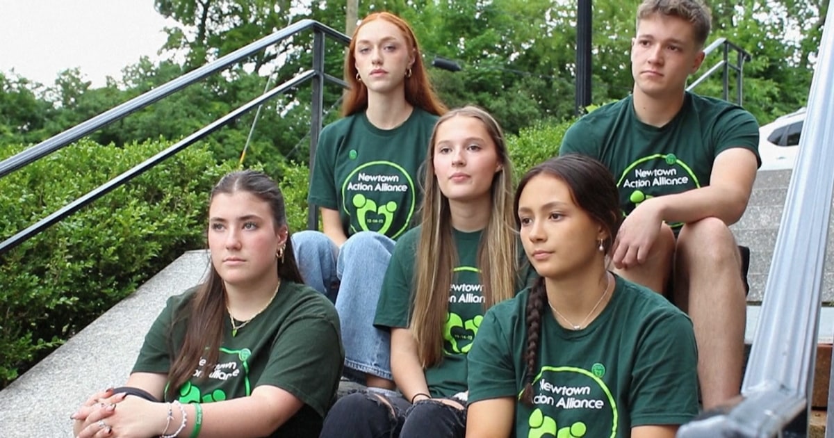 Sandy Hook shooting survivors reflect upon graduation