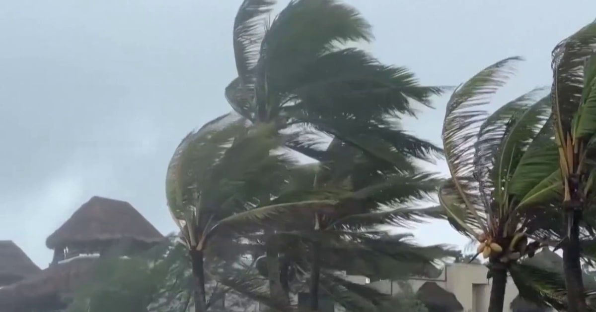 Hurricane Beryl takes aim at Texas