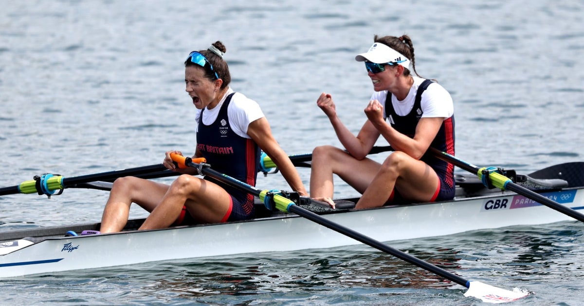 Great Britain wins gold in women's lightweight double sculls final
