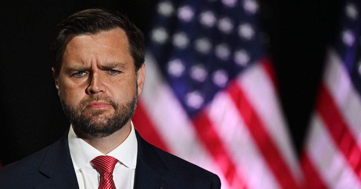 2021: Vance criticizes head of teachers union for not having her own ...