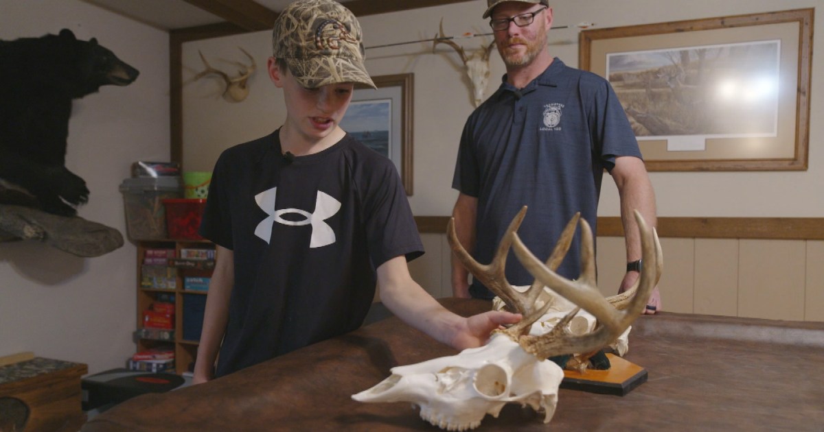 Wisconsin boy fatally shoots bear as it attacks his father