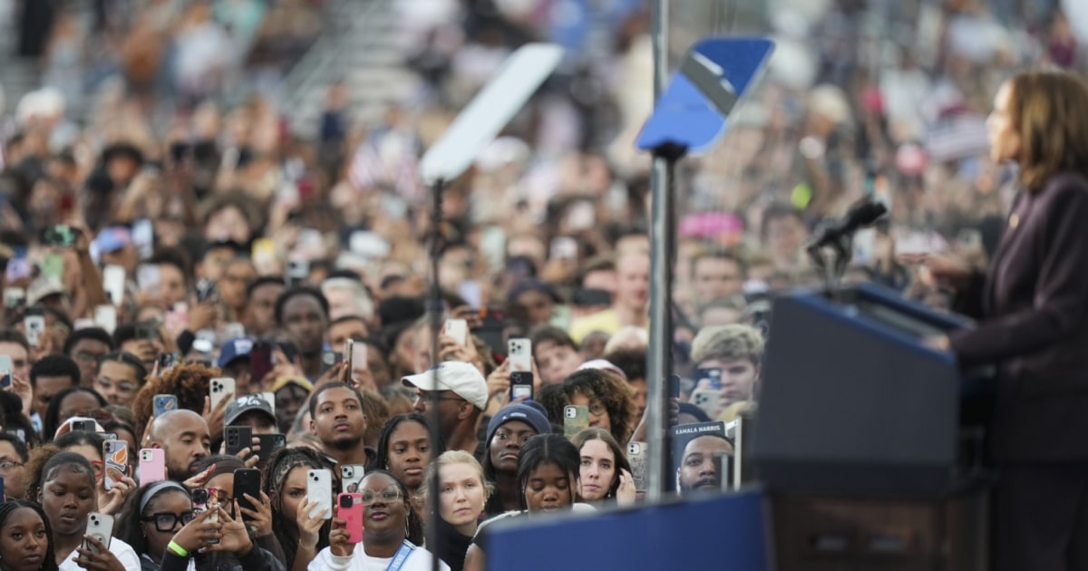 Emotions run high among Harris supporters during concession speech
