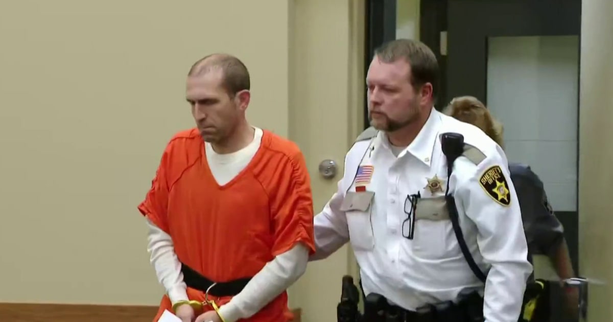 Wisconsin kayaker who allegedly faked his own death makes first court ...