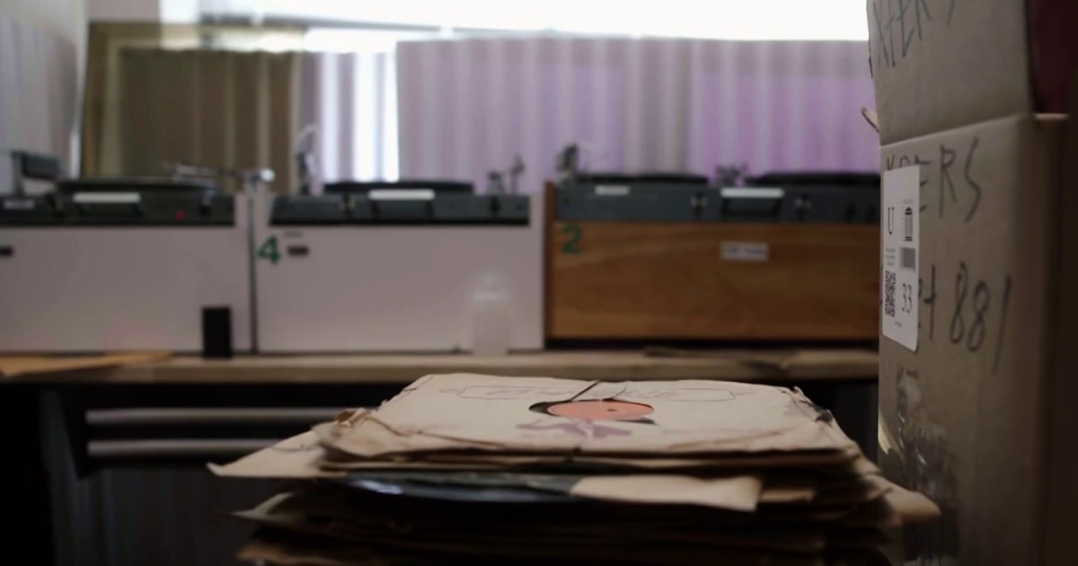 Music labels sue internet archive over 78 record project