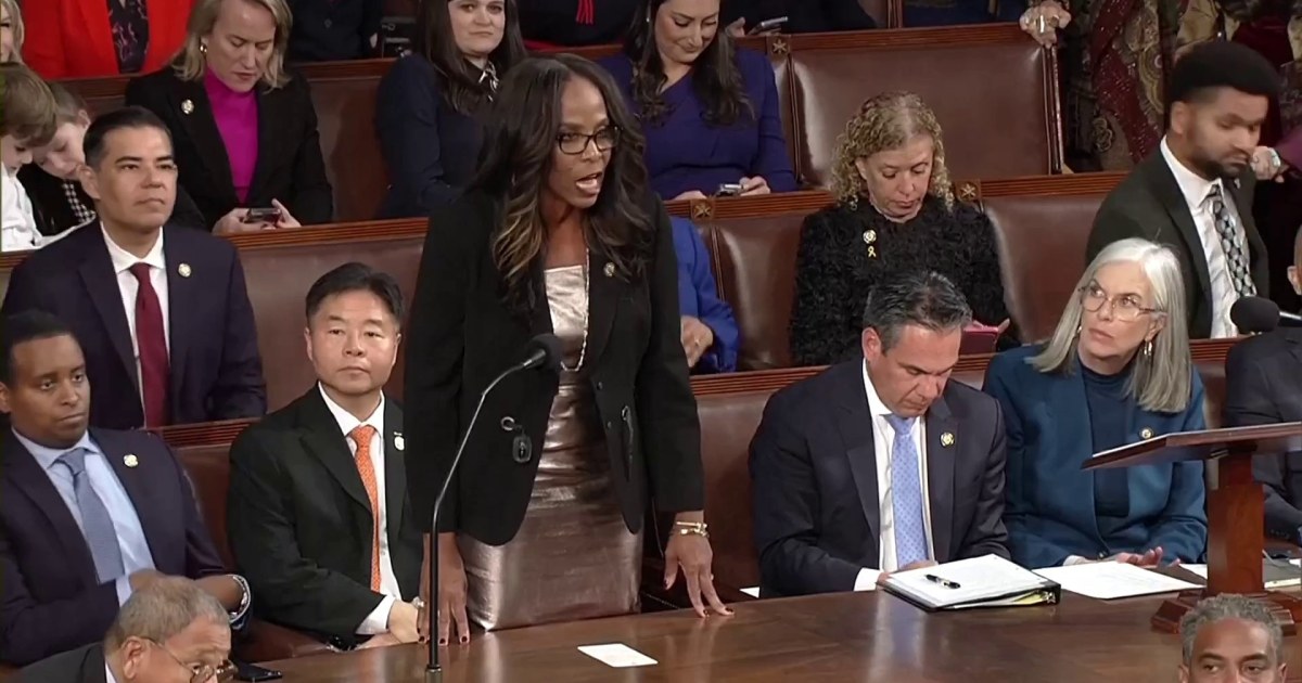 Virgin Islands delegate Stacey Plaskett protests at House speaker vote