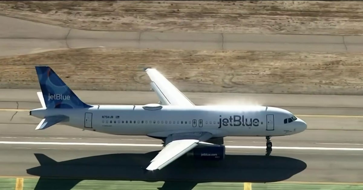 Dept. of Transportation fines JetBlue $2 million over chronically ...