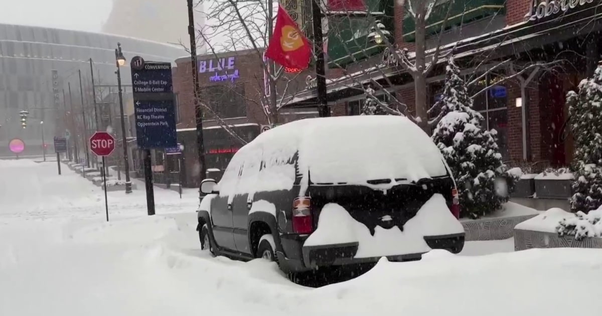 Major winter storm blasts much of U.S. with intense cold, blizzard ...