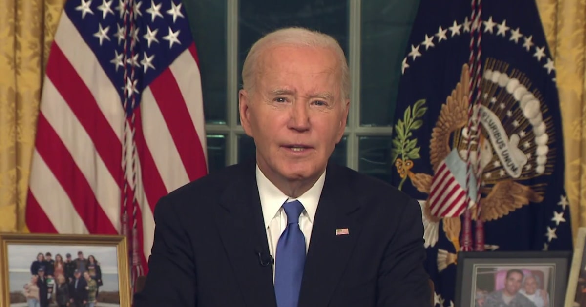Explaining what an oligarchy is as Biden says it's 'taking shape in ...