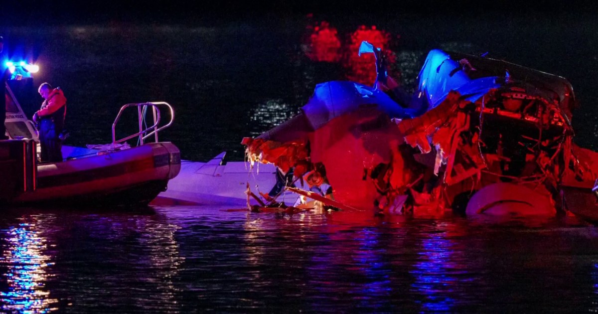 NBC Washington reporting 12 bodies recovered Potomac collision
