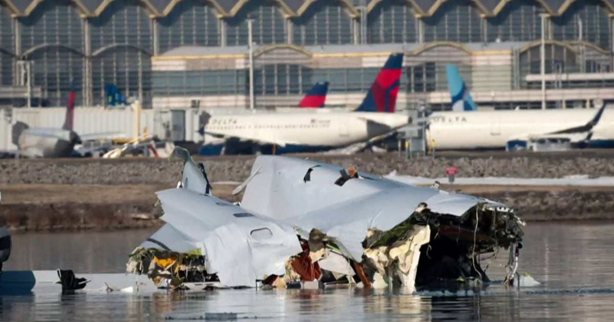 NTSB: Divers have searched 'all accessible areas' of the Potomac River NTSB: Divers have searched 'all accessible areas' of the Potomac River