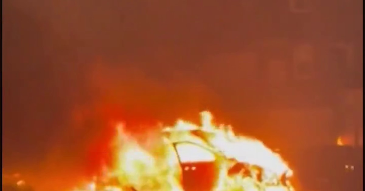 BREAKING: Plane crashes in northeast Philadelphia, multiple fires burning