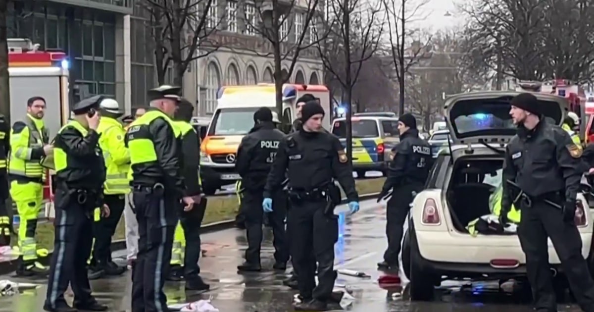 Car drives into a Munich crowd injuring dozens in a suspected attack