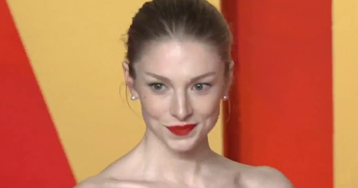 ‘Euphoria’ star Hunter Schafer speaks out about changes to passport ...