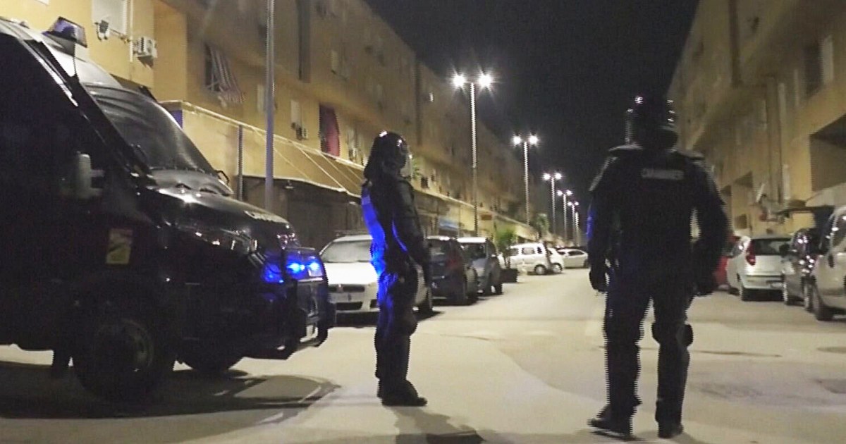 Sicilian mafia members arrested by Italian police