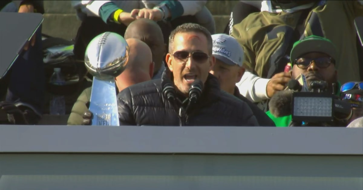 Philadelphia Eagles GM Howie Roseman wounded by flying beer can