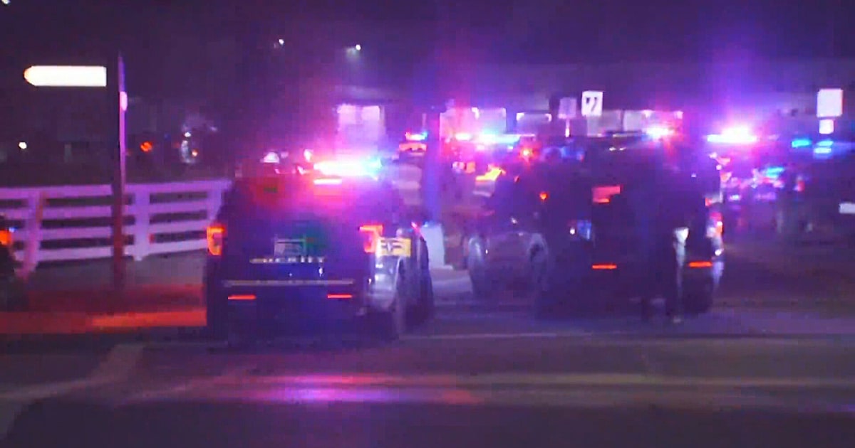 One killed, multiple injured in Ohio warehouse shooting One killed, multiple injured in Ohio warehouse shooting