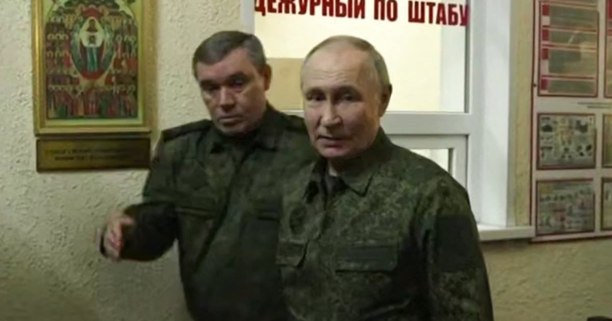 Putin visits troops in Kursk amid U.S.-Ukraine peace negotiations