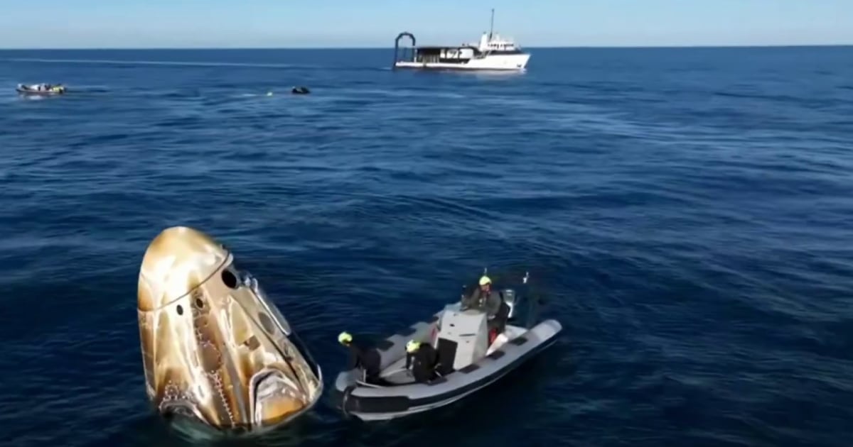 Special Report: NASA astronauts return to earth after months in space ... Special Report: NASA astronauts return to earth after months in space ...