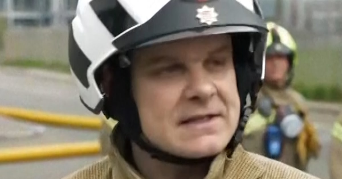 Transformer fire knocks out power to London Heathrow