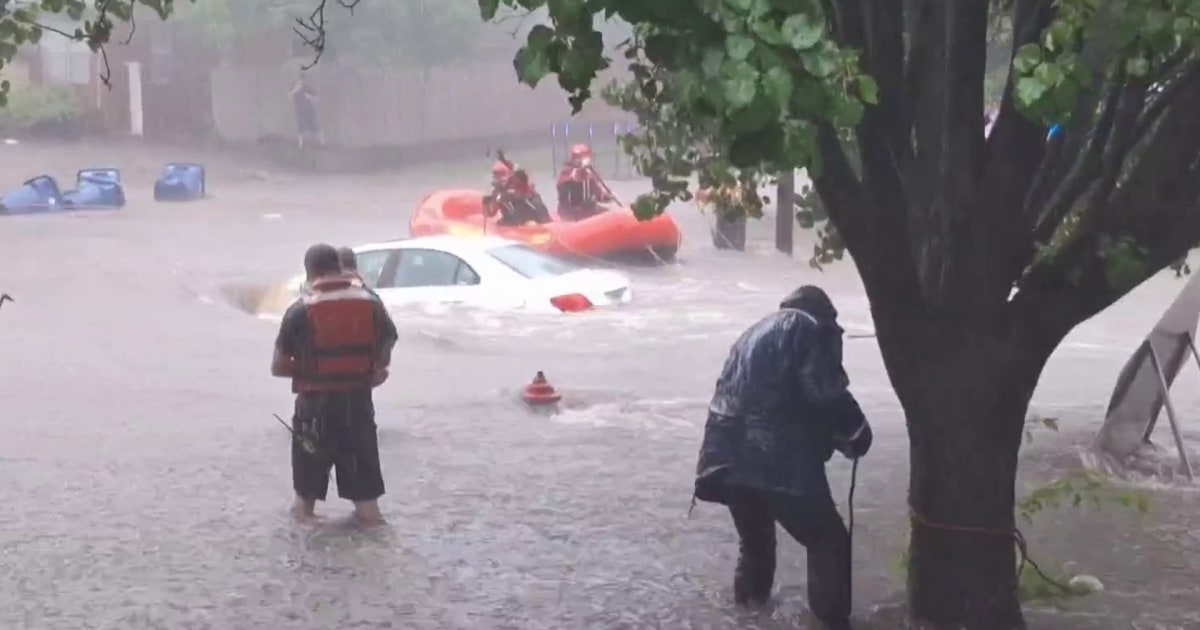 Urgent water rescues amid severe storm threat in the Midwest