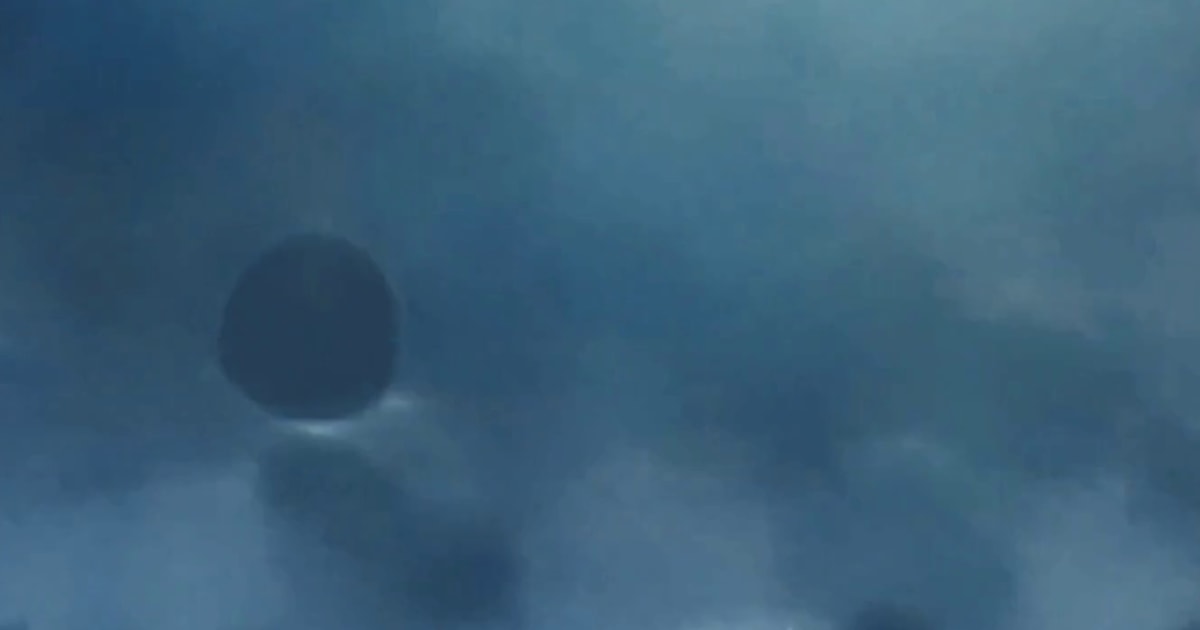 Disc-shaped UAP caught on camera by the military in 2020