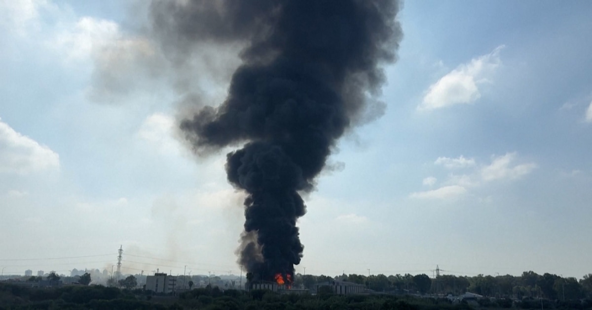 Iranian missile hits bus terminal north of Tel Aviv