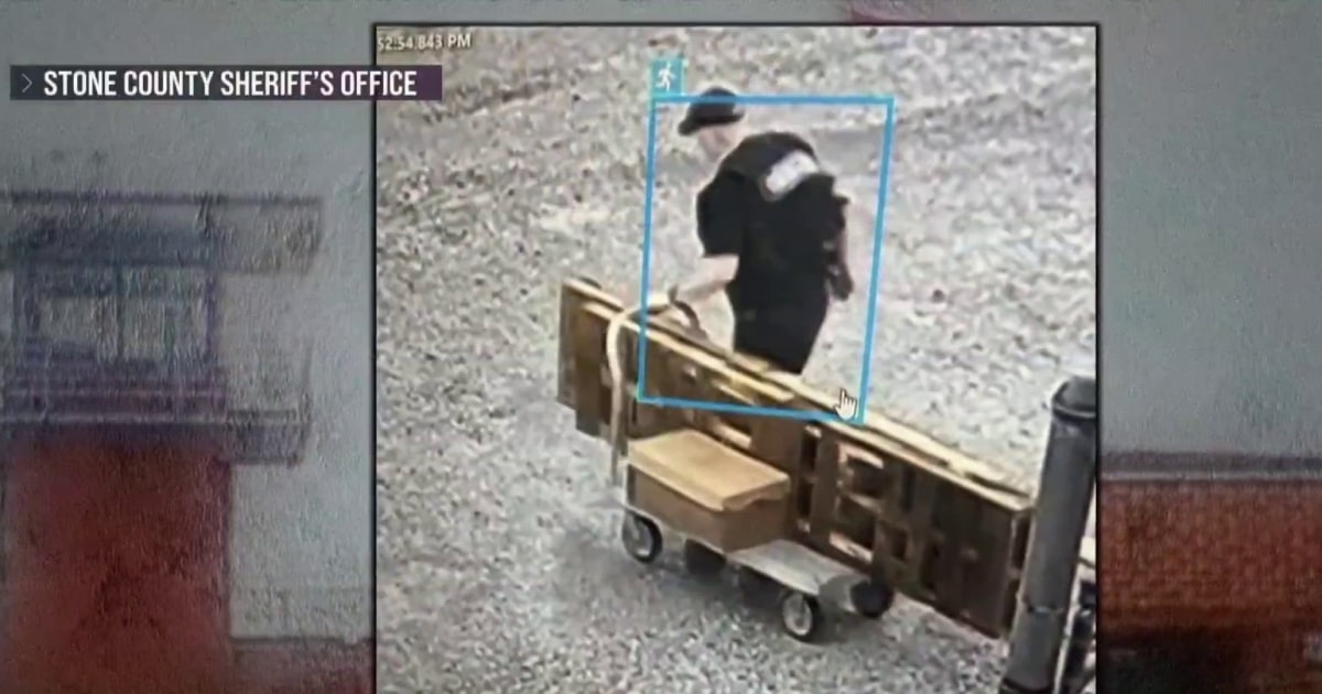Arkansas prison officials give new details in escape of inmate