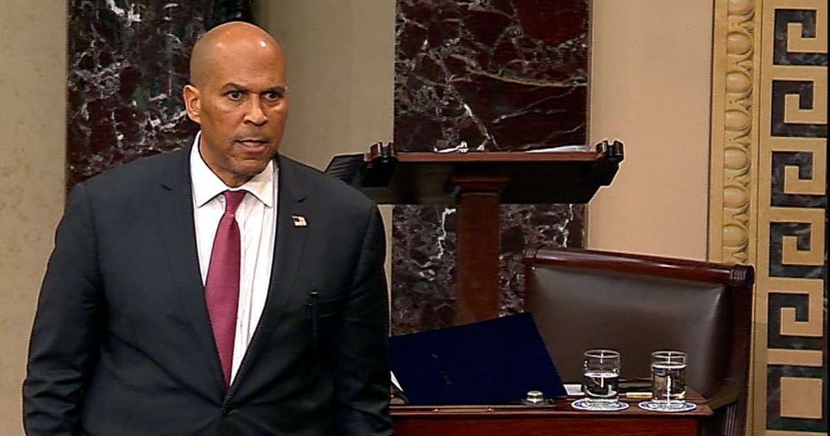Booker calls out fellow Democrats over police funding in heated debate
