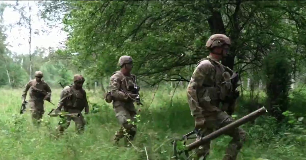 U.S. Army trains with drones as new tech transforms battlefields overseas