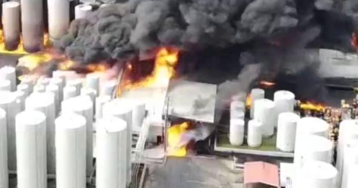 Evacuations underway after explosion at Louisiana plant