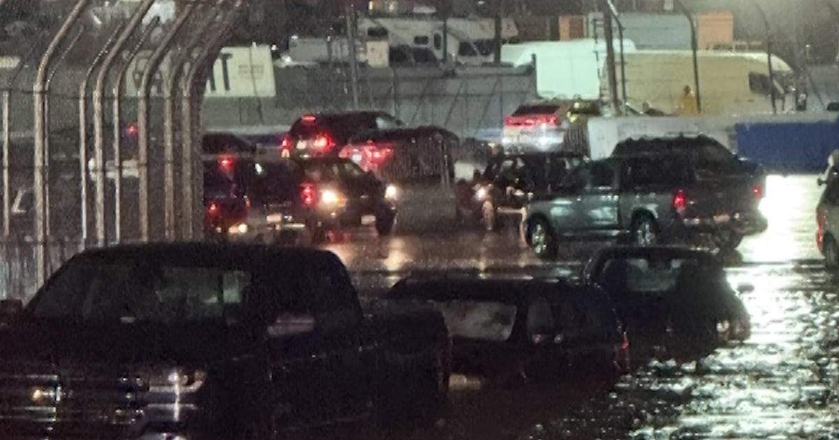 Flash floods overtake Wisconsin State Fair