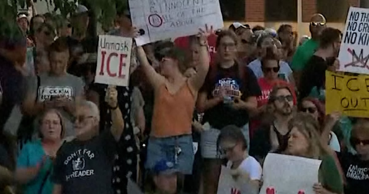 Protest in Des Moines after ICE detains superintendent