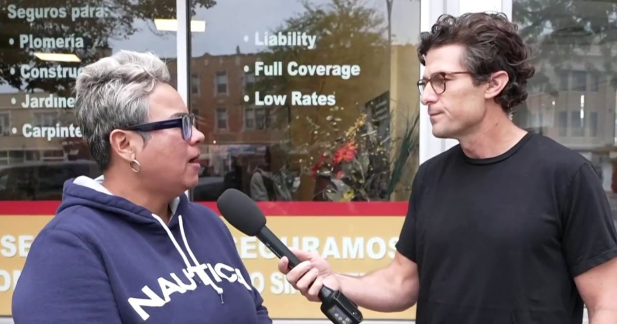 Jacob Soboroff speaks to people in Chicago suburb after ICE arrests 2 ...