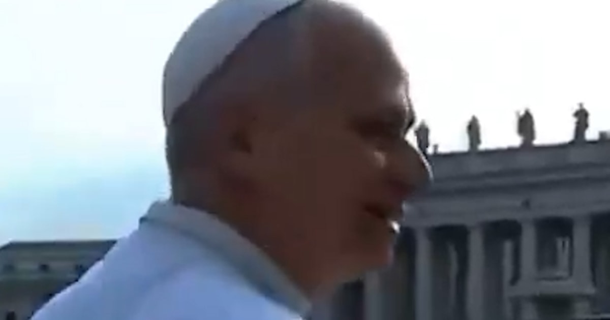 Pope trolls Chicago Cubs fan at Vatican