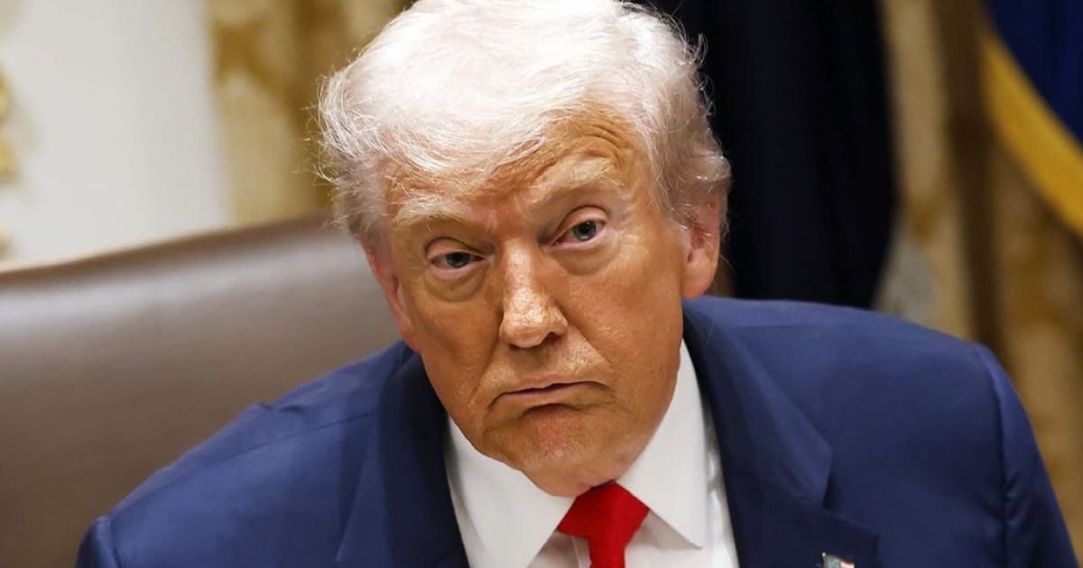 ‘The American people are hurting’: Senate Dem calls for end to ...