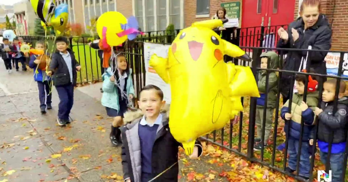Student parades celebrate holidays nationwide