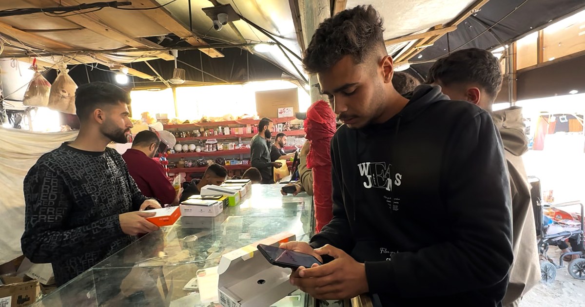 Cell phones on sale in Gaza while humanitarian aid trickles in