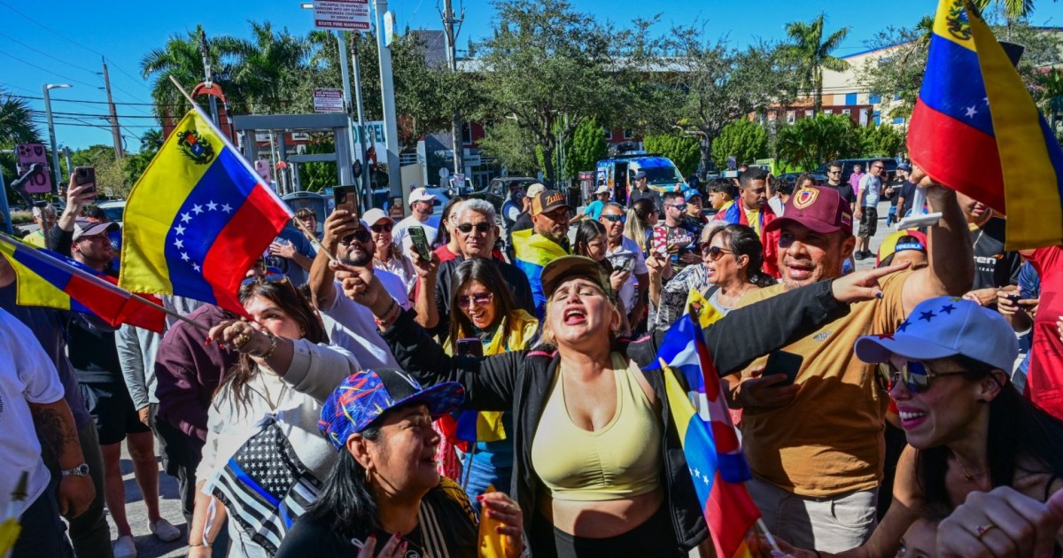 Venezuelans taking to the streets in Florida celebrating Maduro's capture