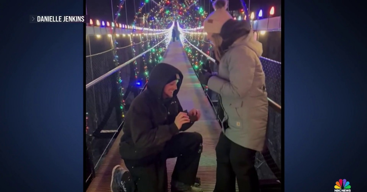 Man drops engagement ring off bridge while proposing